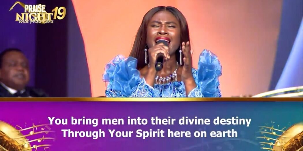DIVINE DESTINY OGE, CHOOKAR AND LOVEWORLD SINGERS PRAISE NIGHT 19 ...